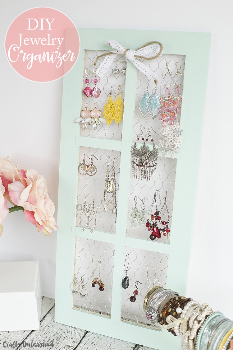 New jewelry organizers and DIY jewelry organization ideas - Craftionary