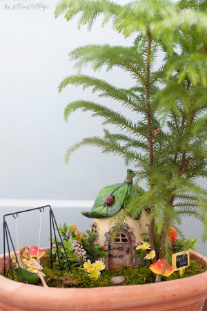 Beautiful indoor fairy gardens kids can play with