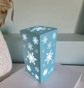 snowflake-centerpiece-lantern - Craftionary