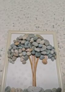 90 Pebble Art Ideas - Stone and Rock Crafts for Home and Gifts