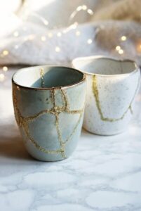 40 Kintsugi Pottery Art DIY Project Ideas - Craftionary
